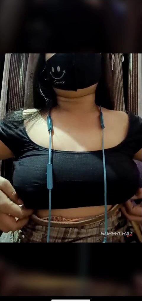 Jannat100 nipple pinch